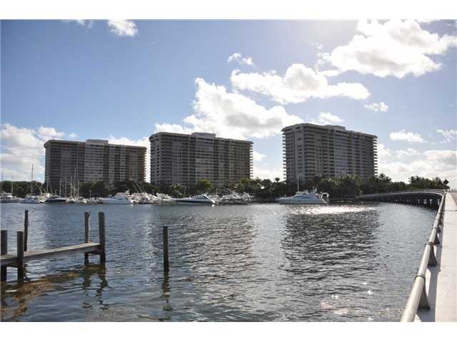 Grove Isle - Grove Isle Drive Coconut Grove 33133